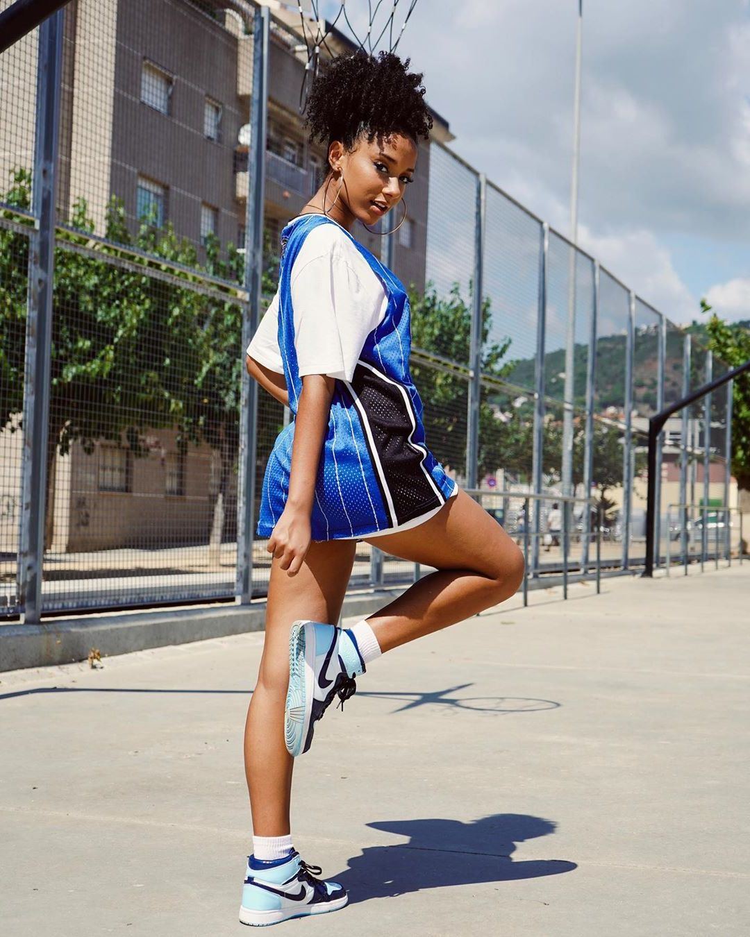 Best Shoes To Wear With Blue Outfits For Women 2023 | ShoesOutfitIdeas.com