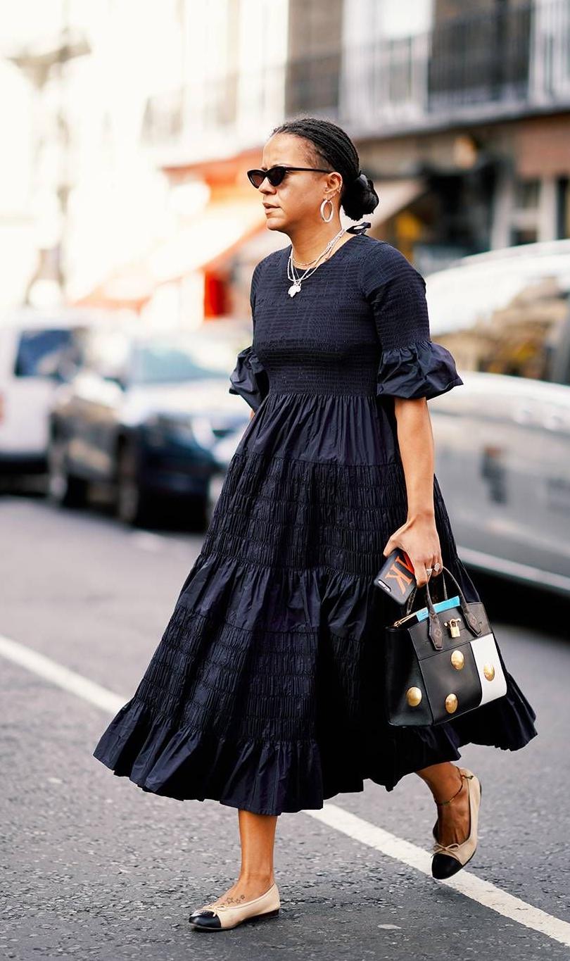 Can I Wear Ballet Flats To An Interview 2023 | ShoesOutfitIdeas.com