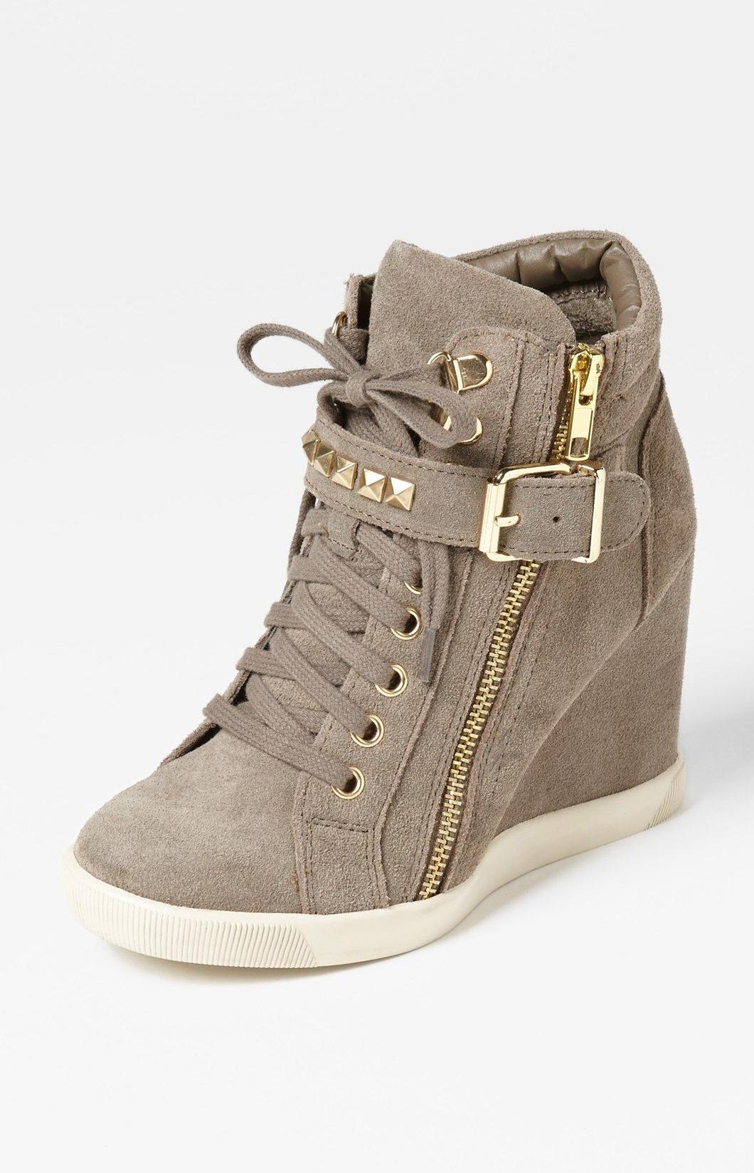 What To Wear With High Top Sneakers With Zipper 2023 | ShoesOutfitIdeas.com